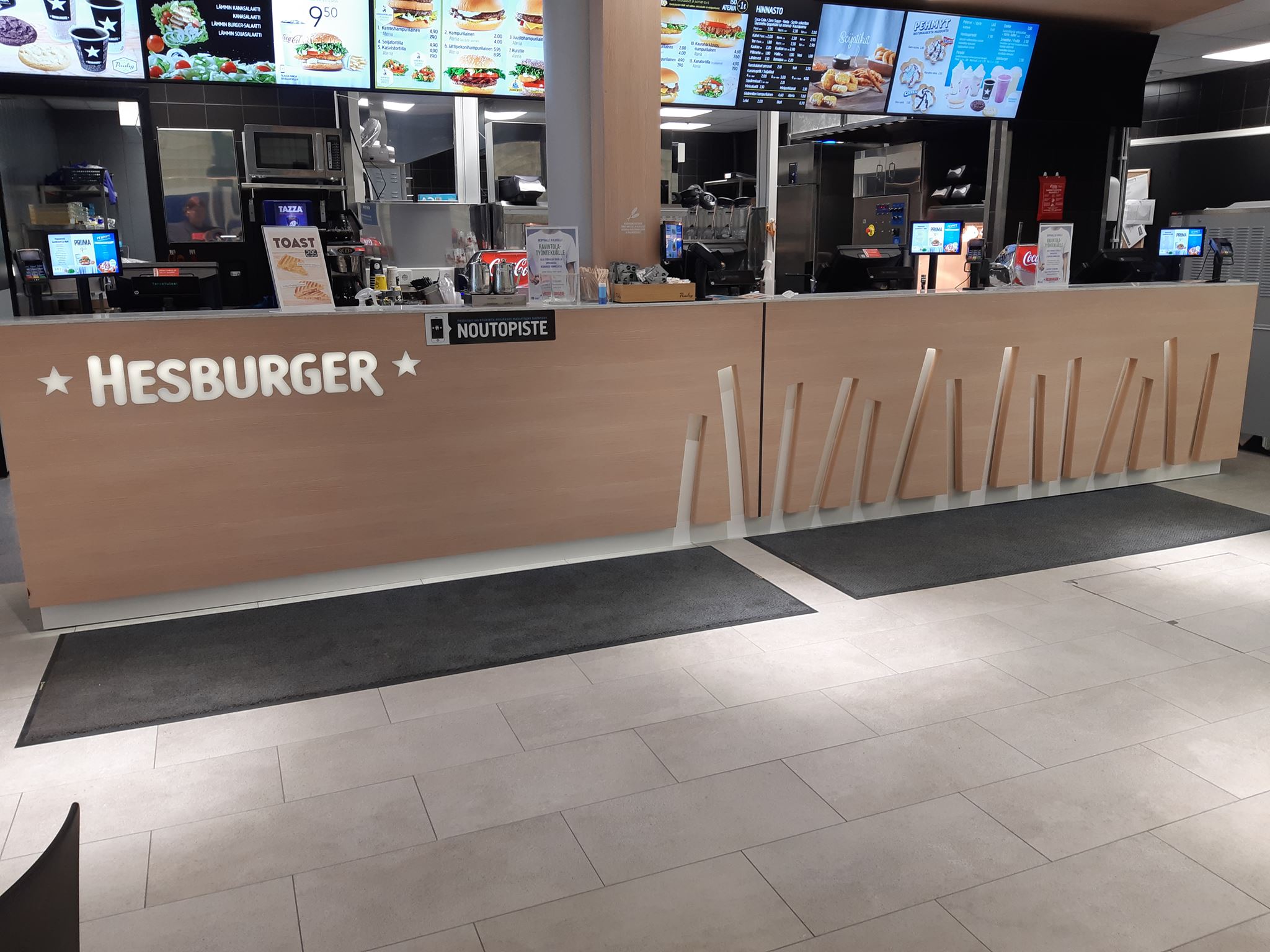 Hesburger – Kalustesektori